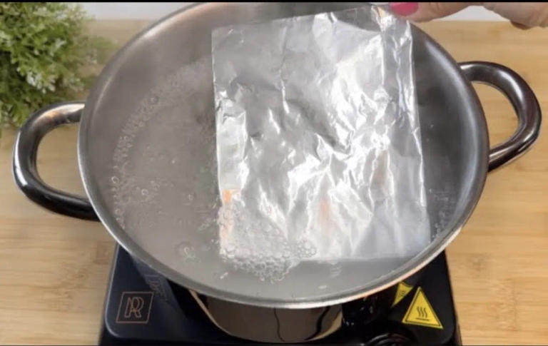 Why Even the Wealthy Put Aluminum Foil in Boiling Water: Discover the ...