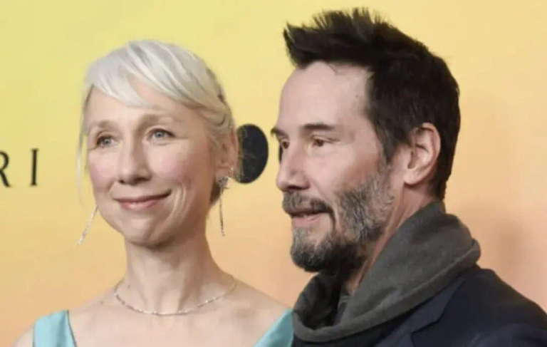 Keanu Reeves’ girlfriend, 54, sparks mixed reactions with teal cut-out ...