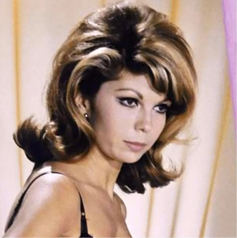 Nancy Sinatra has turned 83 – try not to smile when you see her now…